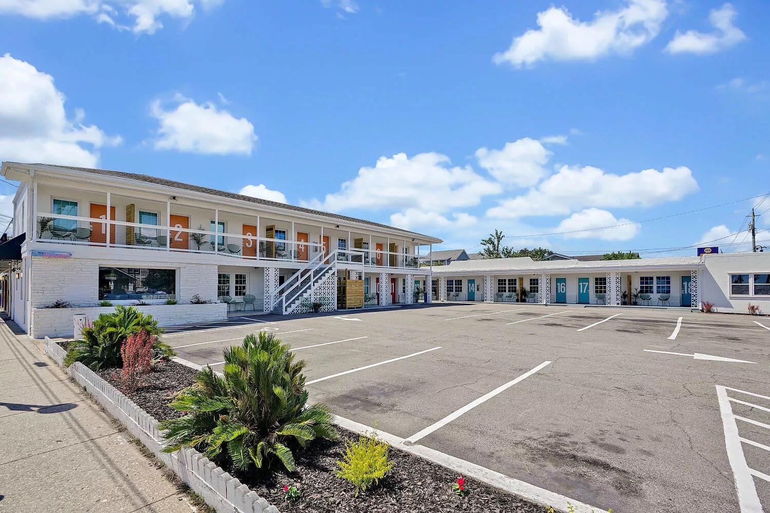 Locations Hub - The Starlite Inn