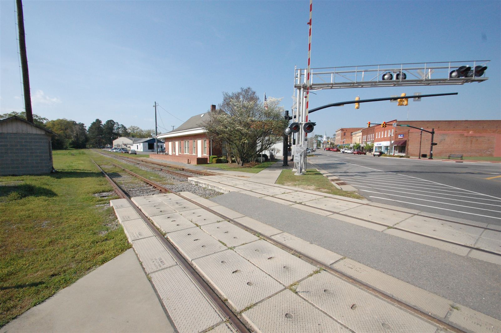 Locations Hub - Raeford, City of