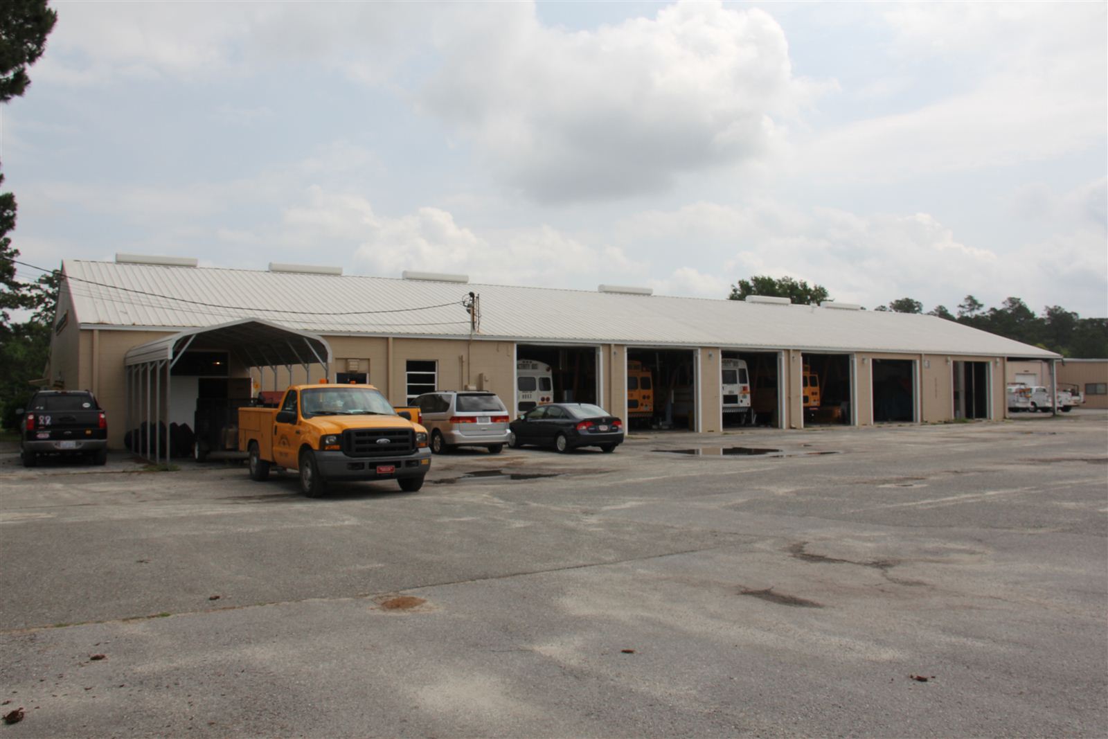 Locations Hub - Duplin County School Bus Garage