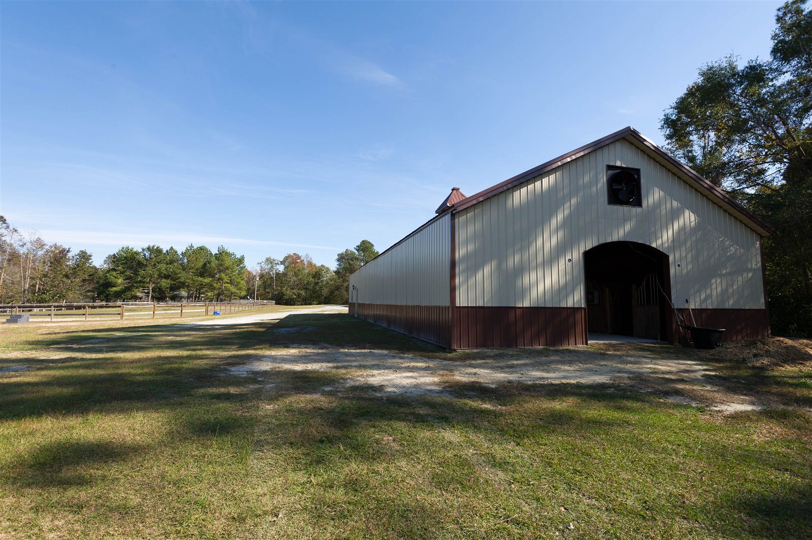 Locations Hub - Barn